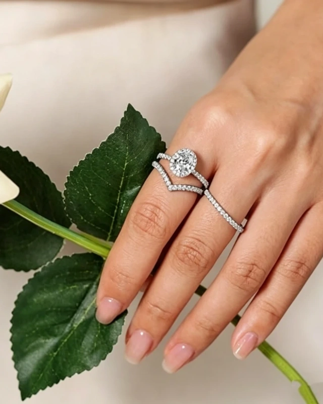 925 Sterling Silver 3 Carat Oval Moissanite Halo Engagement Rings Half ...