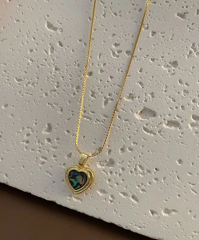 Vintage Seashell Stainless Steel Heart Pendant for Women Men